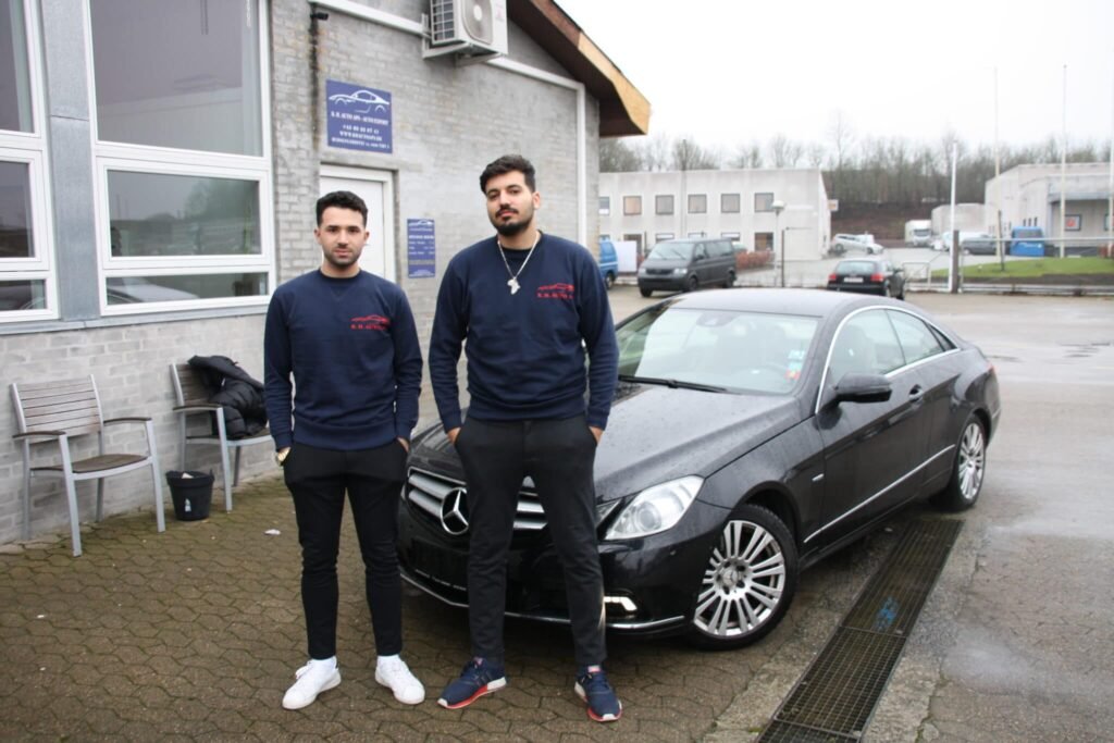 Sælg bil til eksport » KH Auto ApS » Kontakt os i dag!